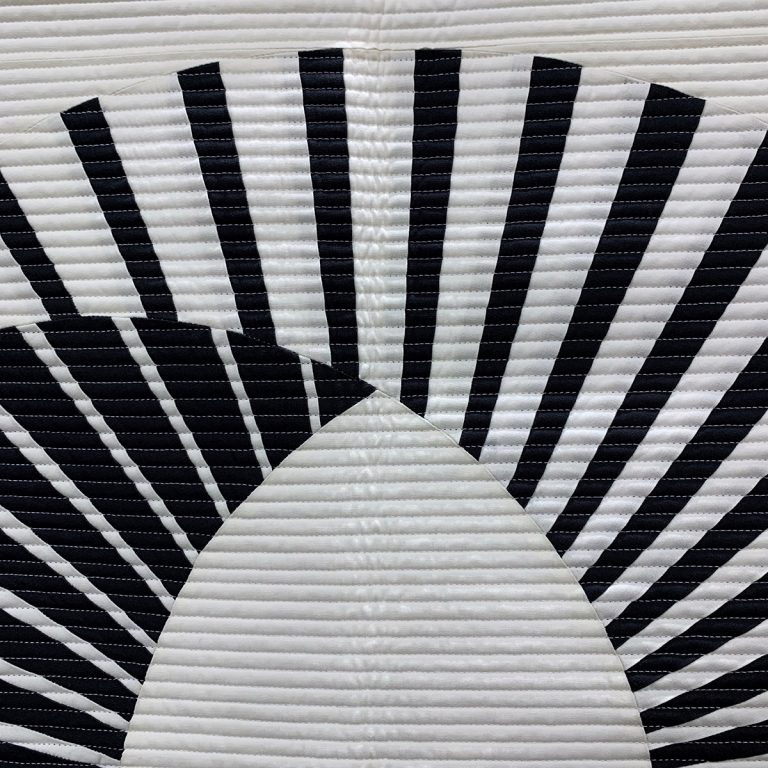 Trending: Neutral Quilts at QuiltCon – The (not so) Dramatic Life