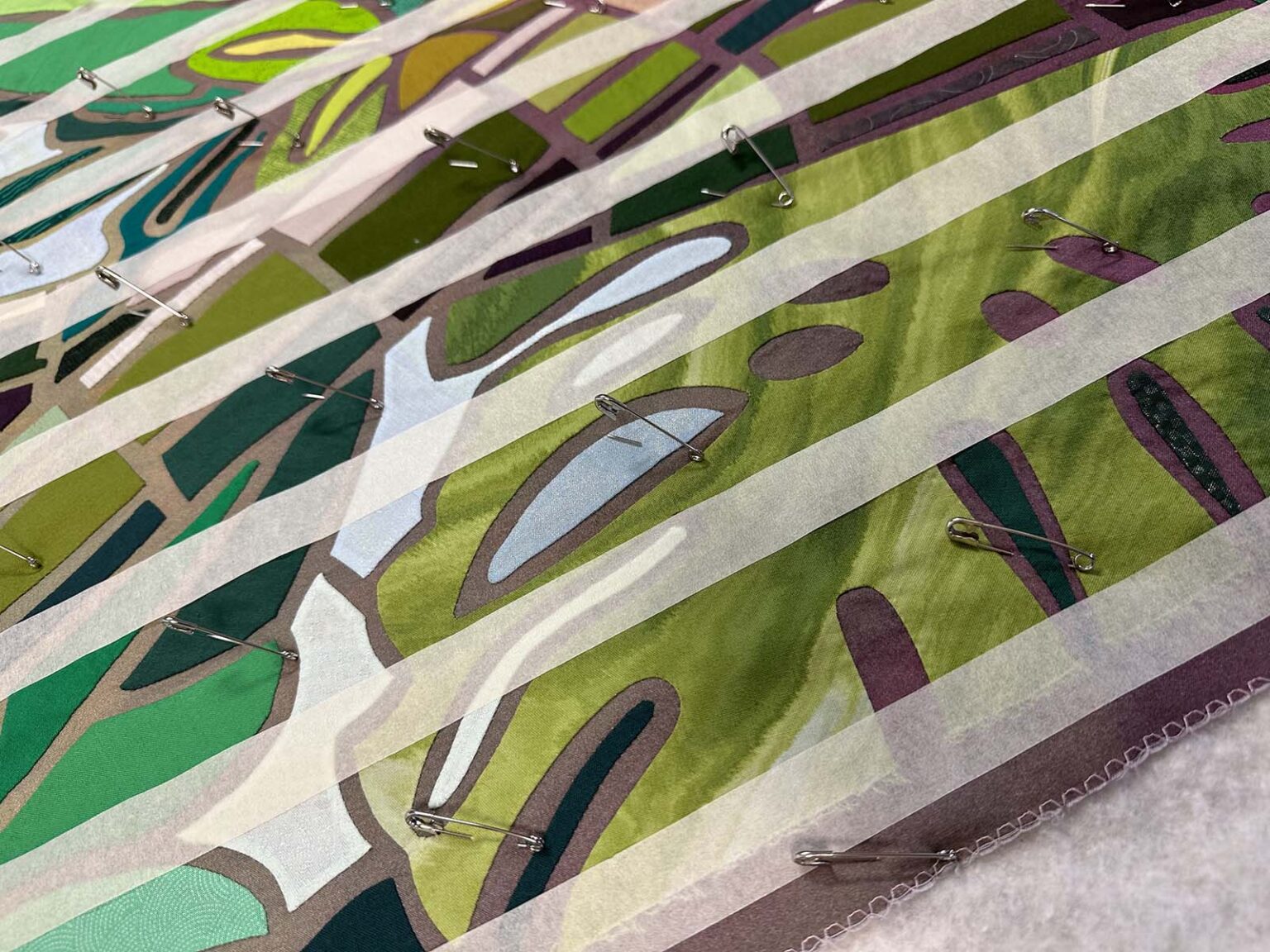 How to Pin Baste Your Quilt for Straight Line Quilting – The (not so ...