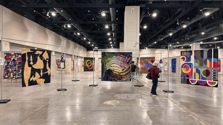 QuiltCon 2026 in Pictures – The (not so) Dramatic Life